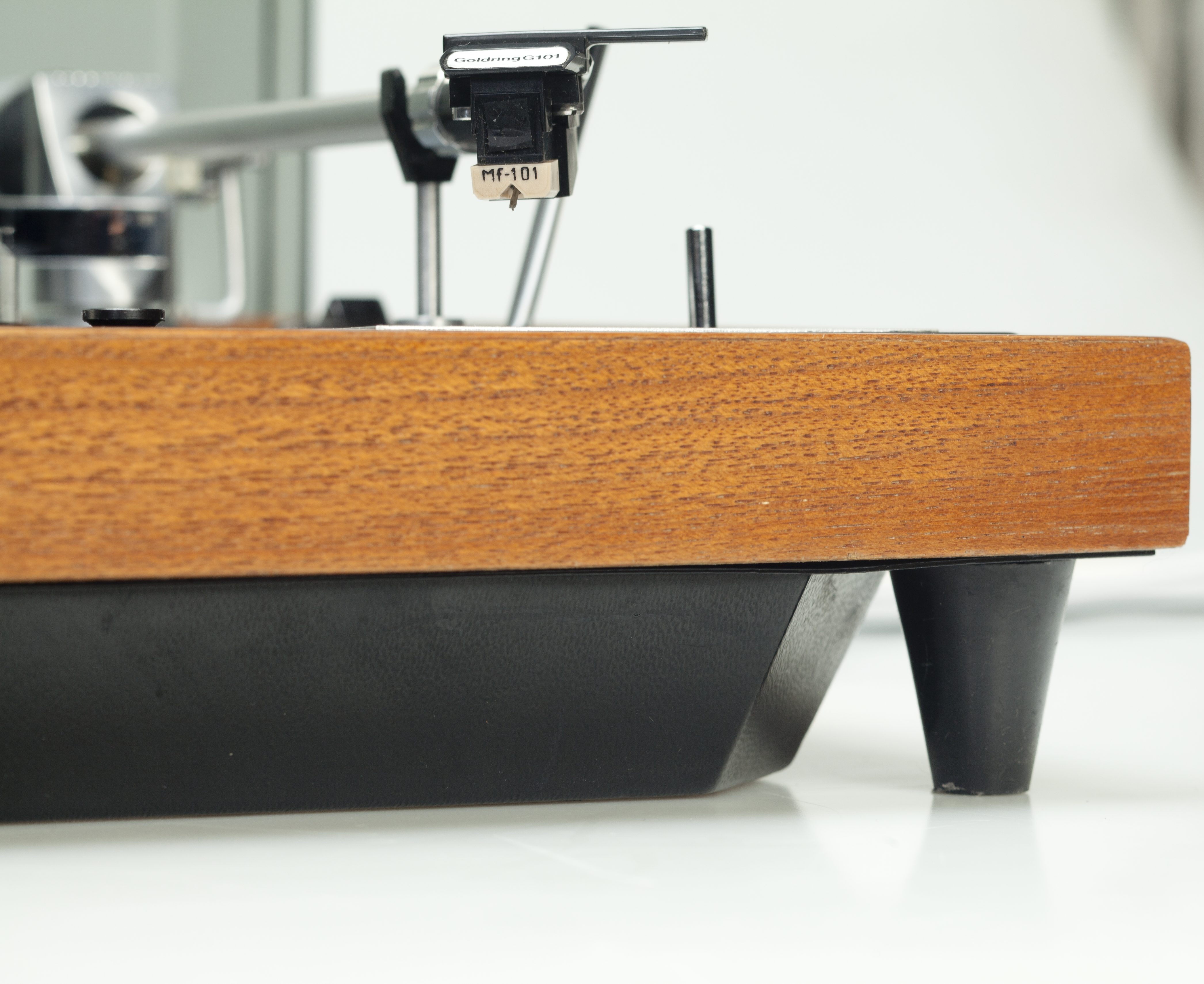 Goldring - G101 - Turntable