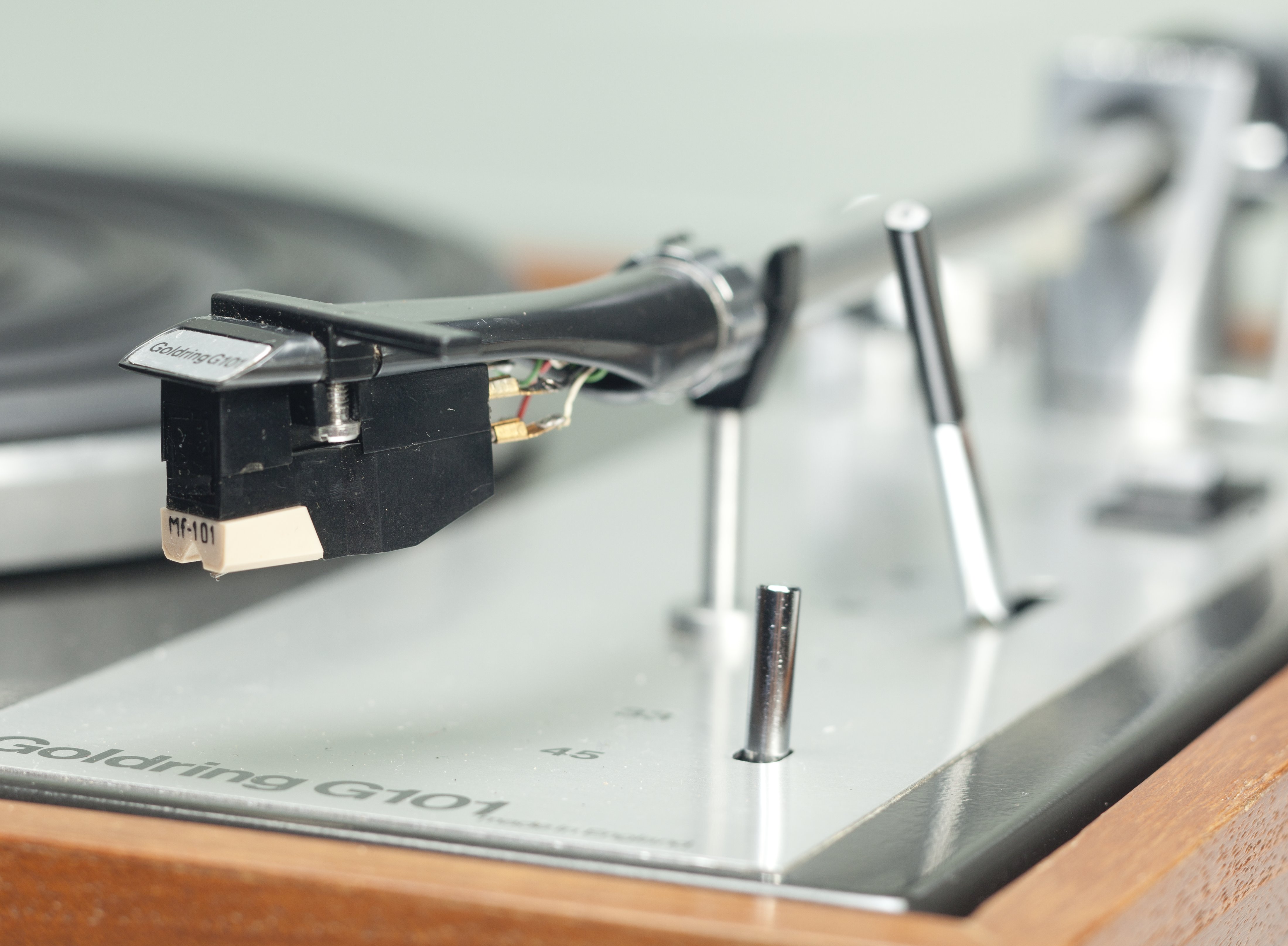 Goldring - G101 - Turntable