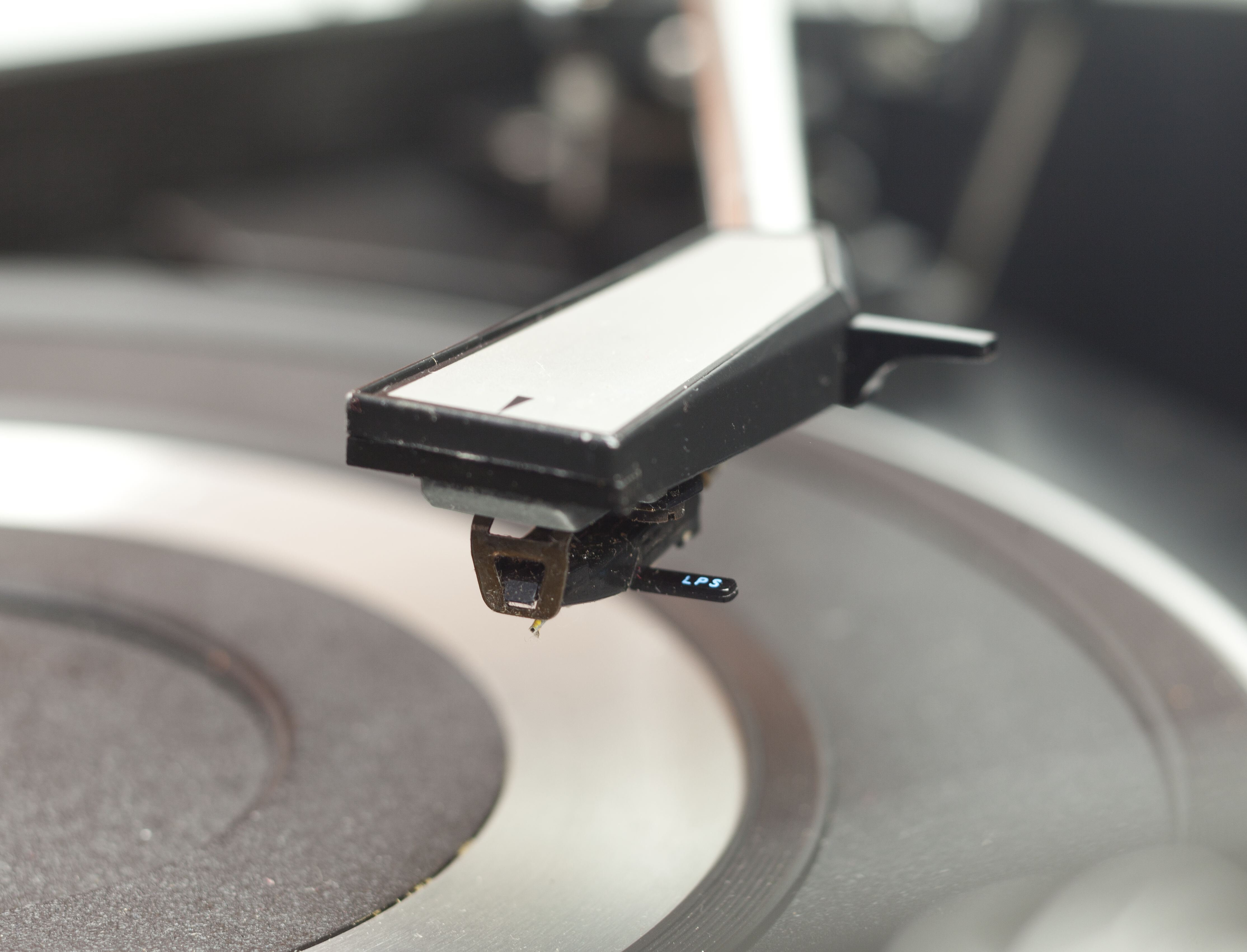 Hacker - Grenadier GP45 - Turntable