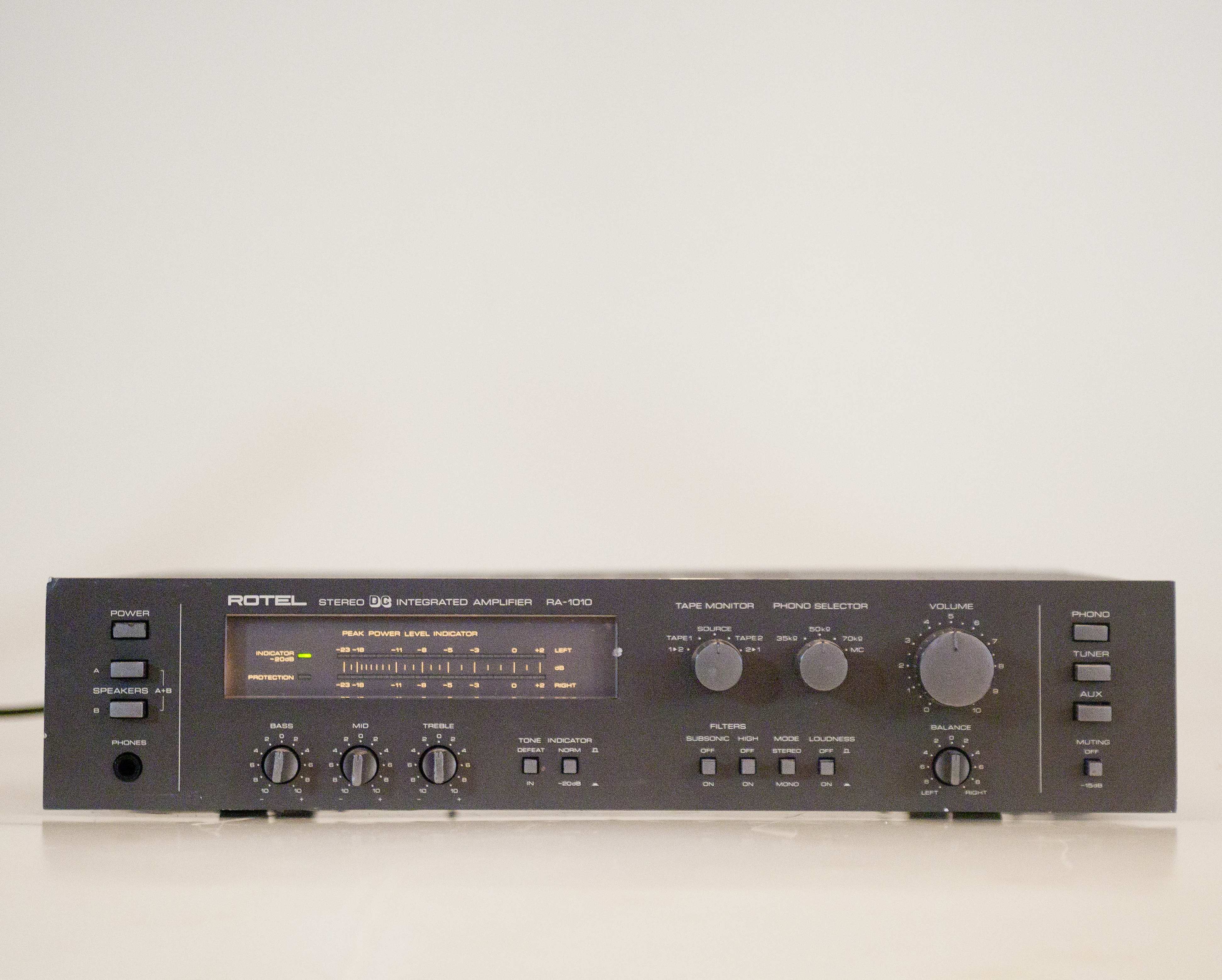 Rotel - RA-1010 + RE-1010 - zesilovač ke gramofonu