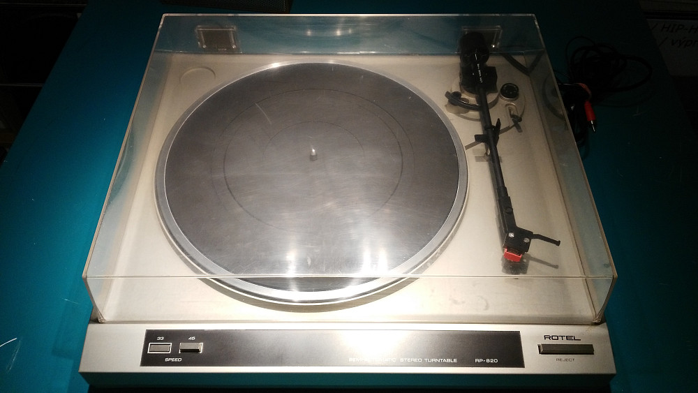 - RP-820 - gramofon